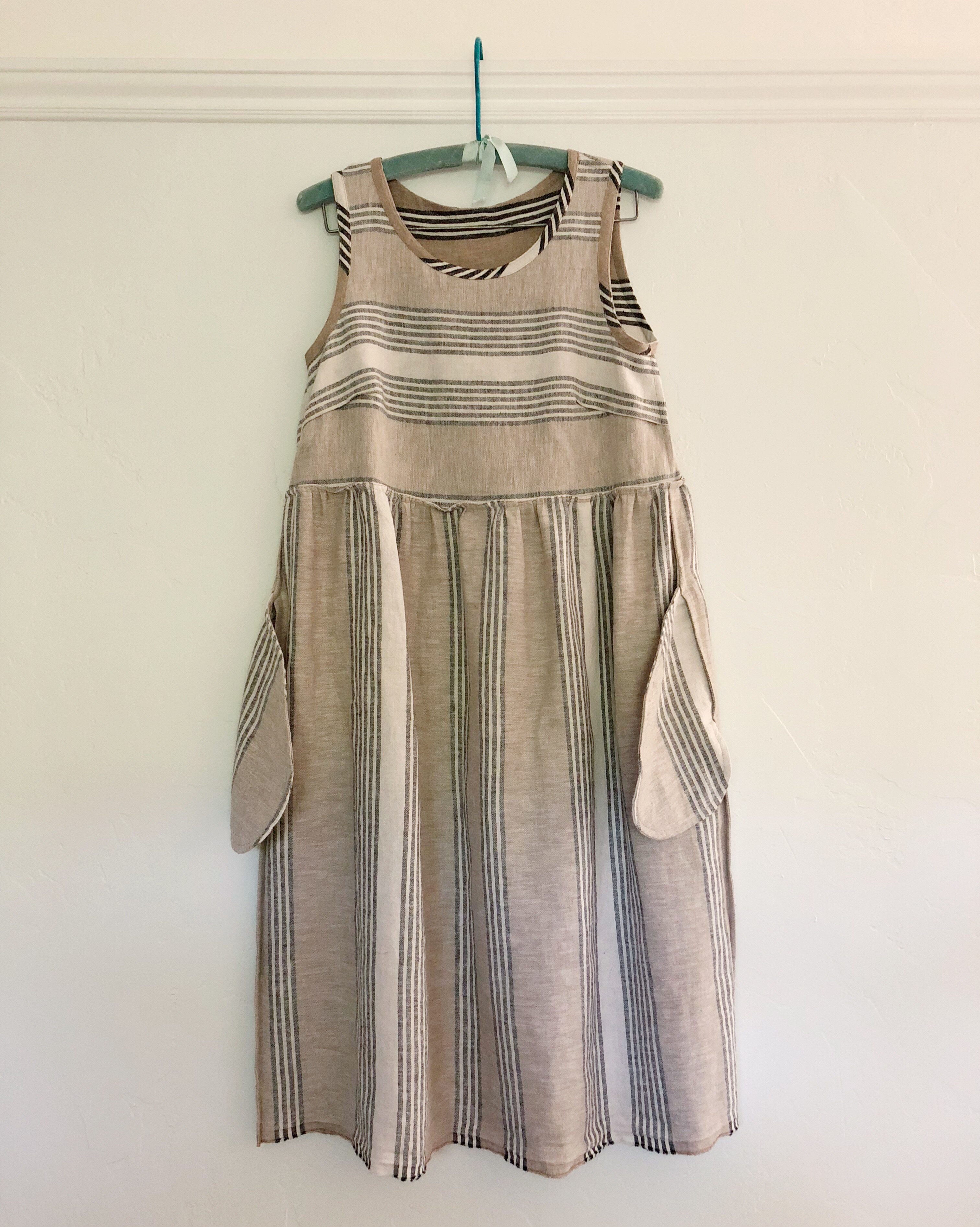 The Perfect Summer Dress – NOT A PRIMARY COLOR