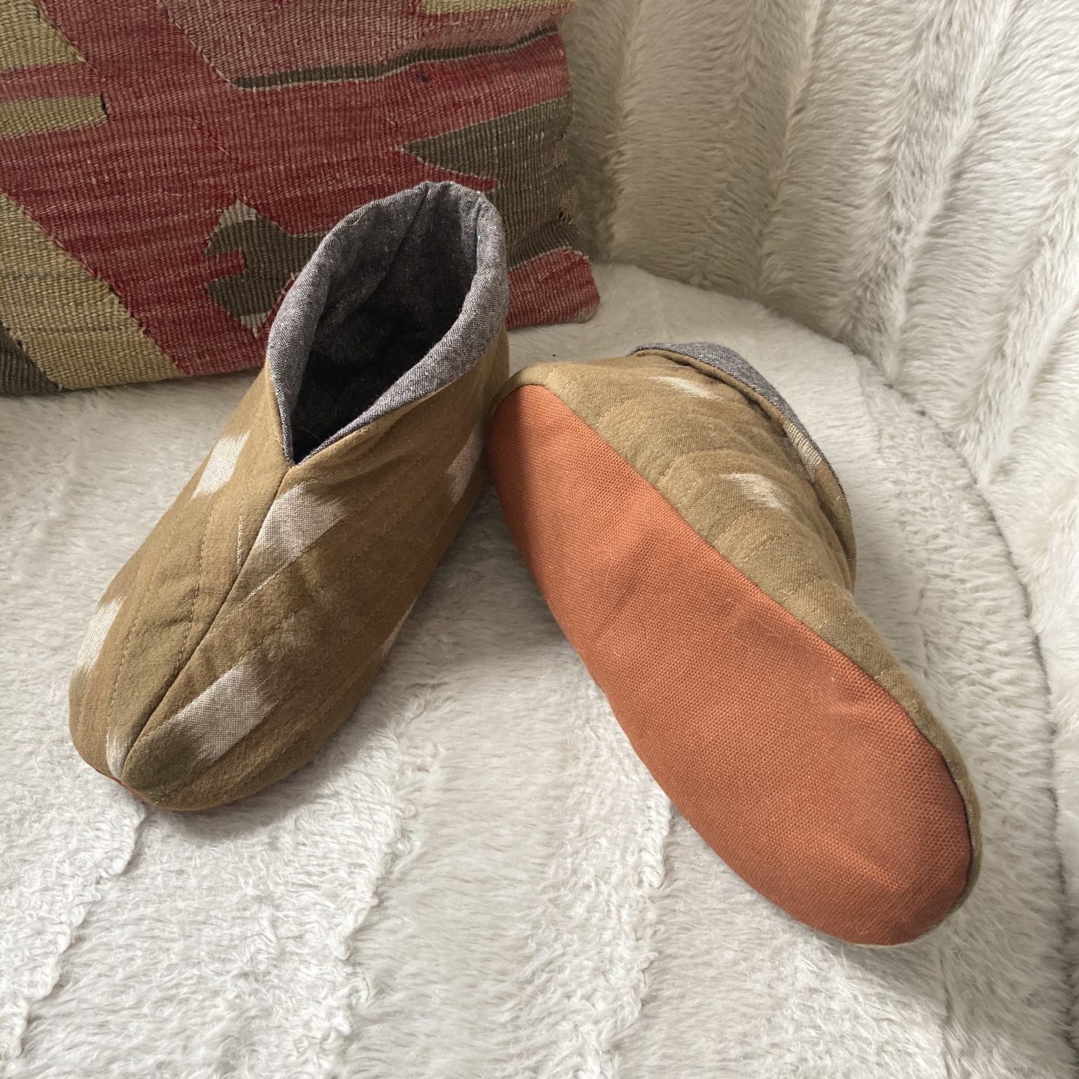 Quilted Slippers | Sew DIY – NOT A PRIMARY COLOR