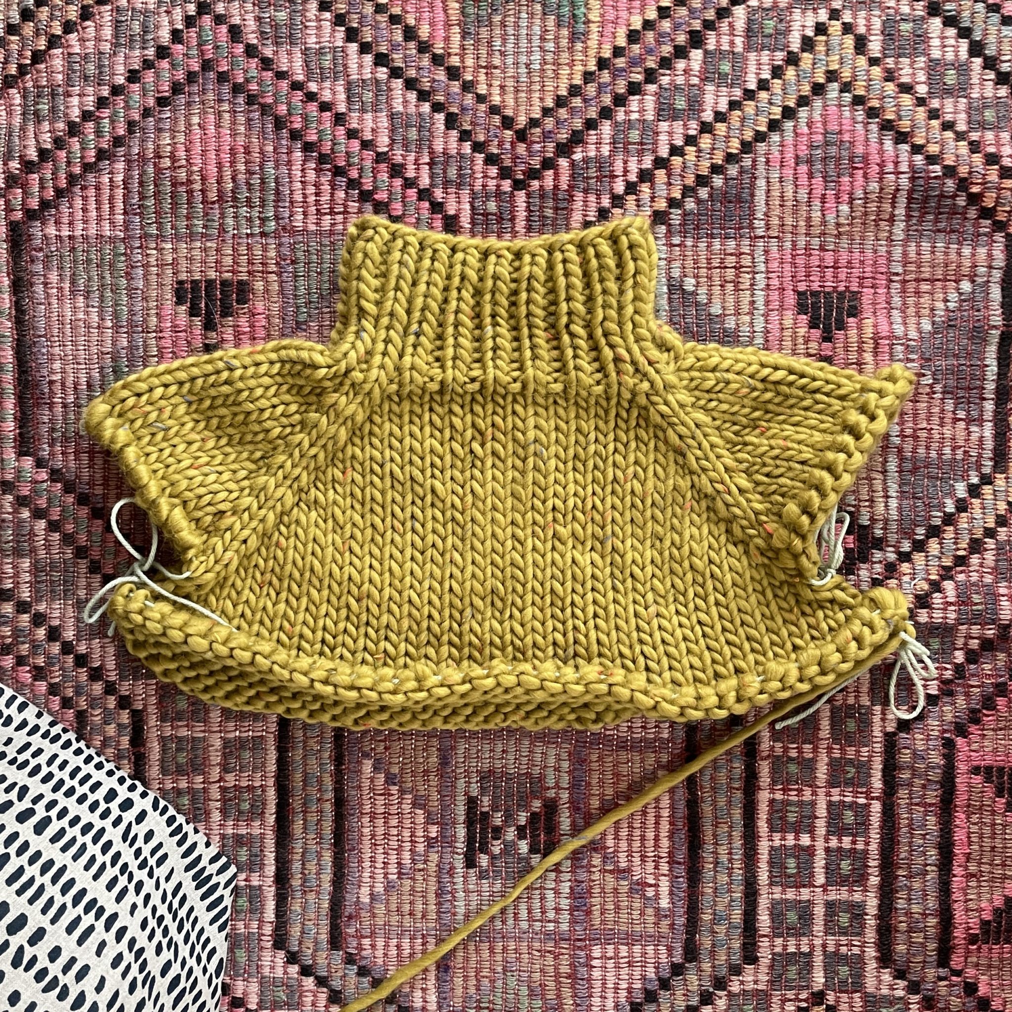 Strathcona sweater | Good Night, Day – NOT A PRIMARY COLOR